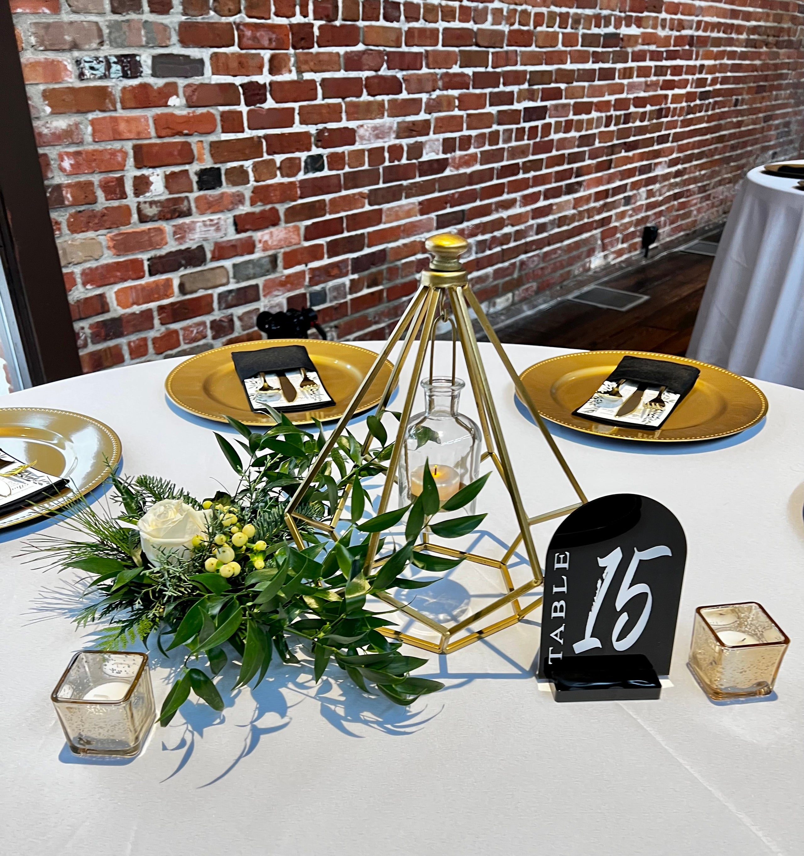 Table Numbers Black Acrylic | The Finest Details