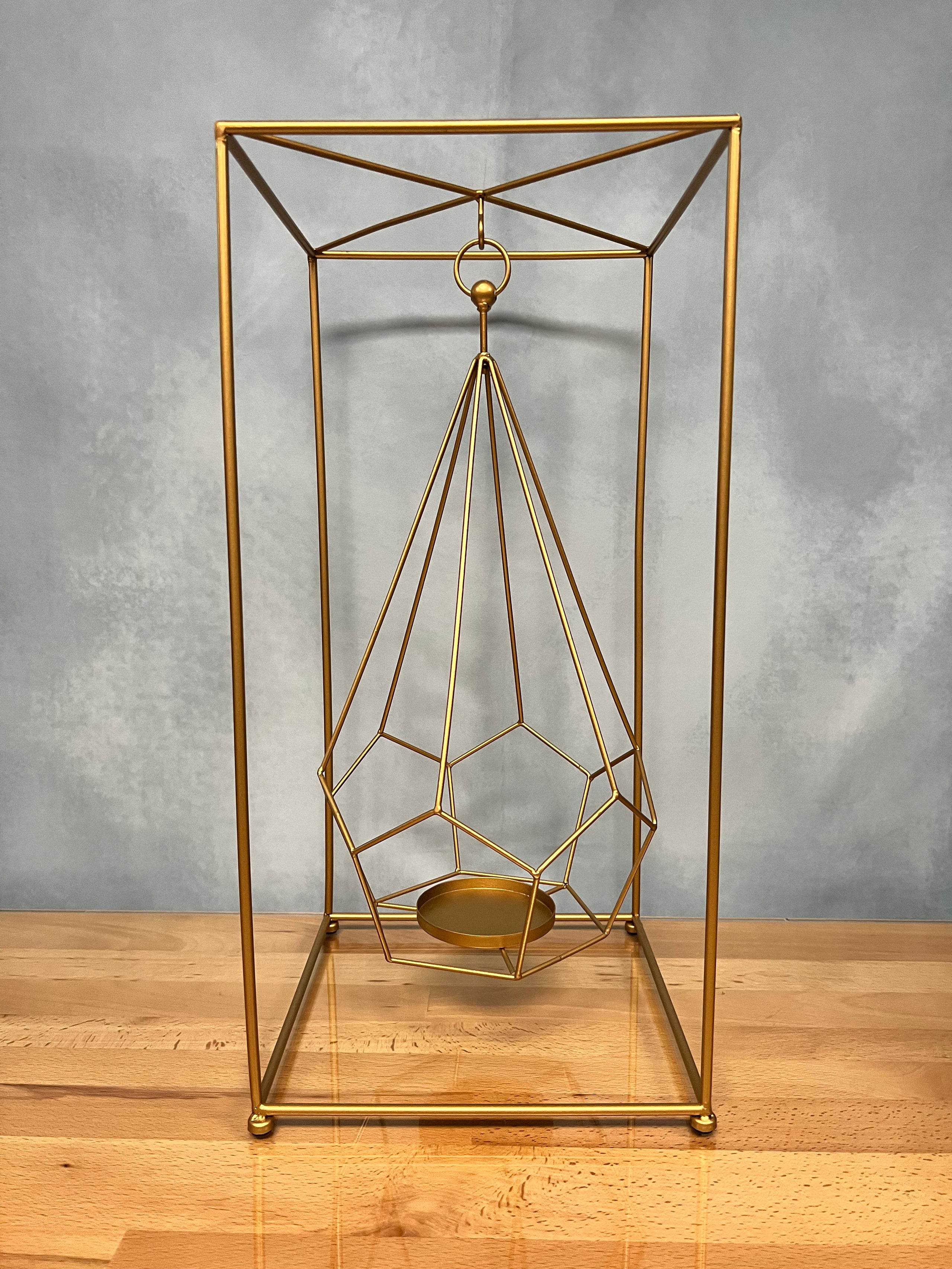 Centerpiece Gold Stand w/ Hanging Pentagon | The Finest Details